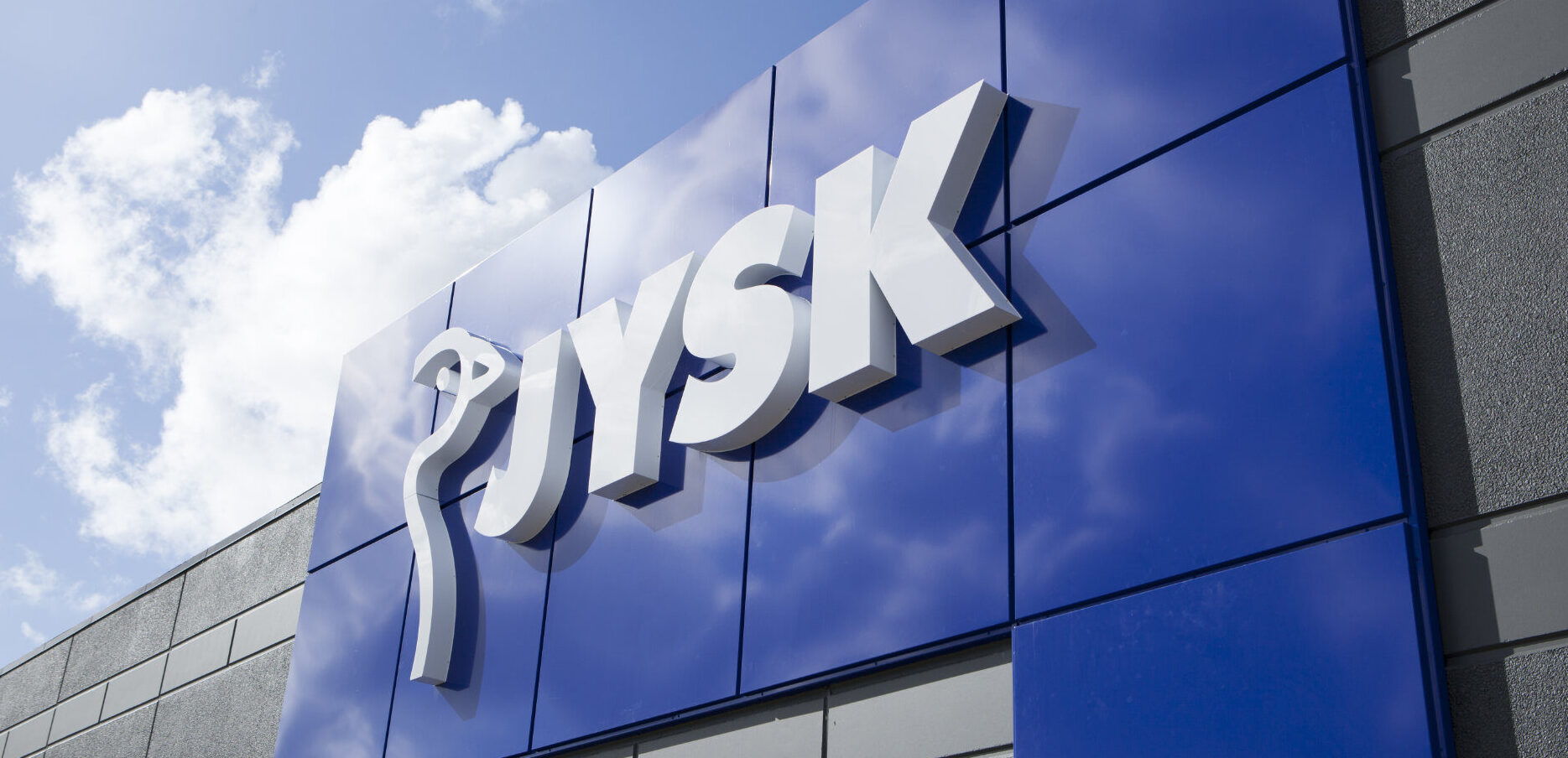 JYSK IT improves digital employee experience with Applixure
